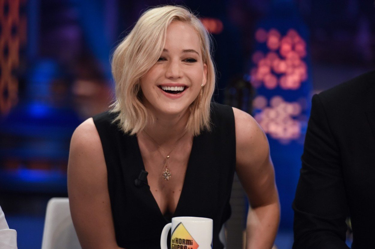 Imela je zelo slabo vest, ker je morala poljubiti ... - Cosmopolitan.si