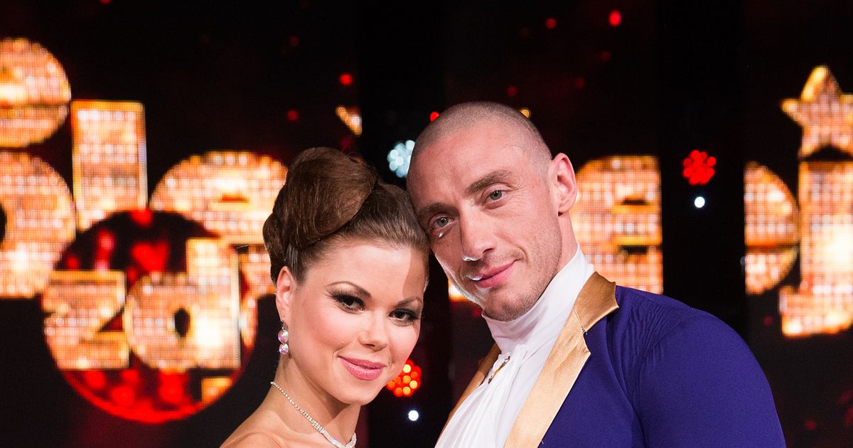 Denis (Zvezde plešejo): "Vsak fant si lahko le želi takšne punce kot je ...