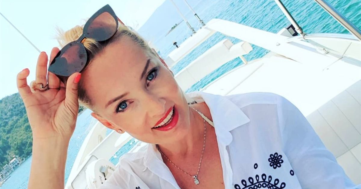 Tanja Ribič na spletu delila svojo fotografijo iz otroštva! - Zvezde ...