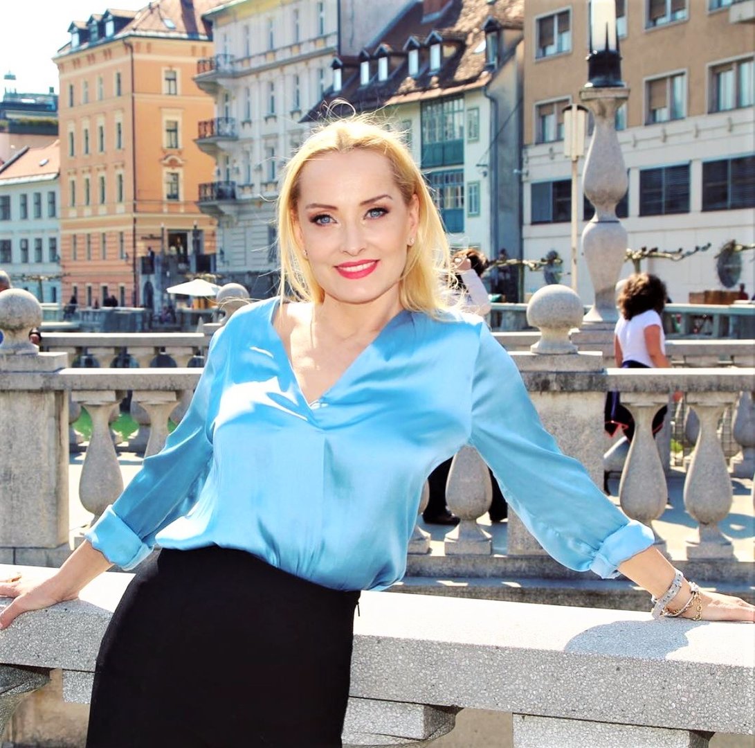 Omg! Tanja Ribič je ostrigla svoje dolge lase in ... - Cosmopolitan.si