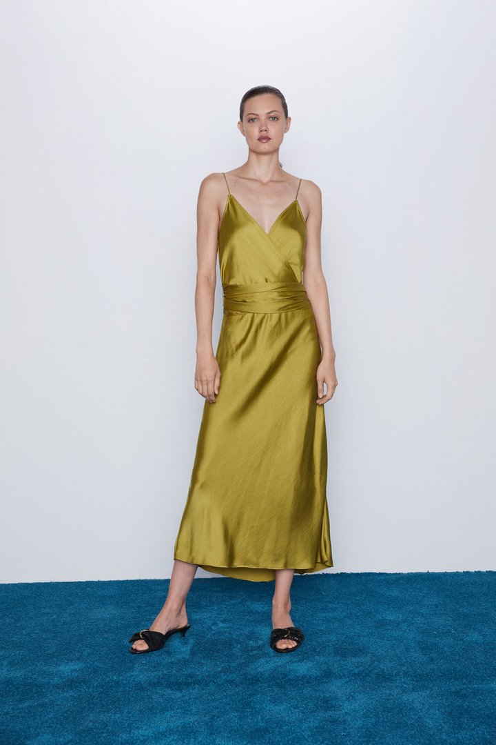 Prečesali smo VSE obleke Zarine nove kolekcije, in to je NAJLEPŠIH 5 ...