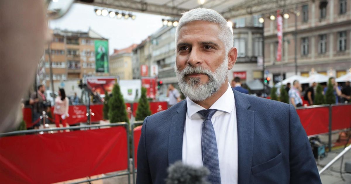 Si vedela, da je imel Sebastian Cavazza brata DVOJČKA, ki je tragično ...