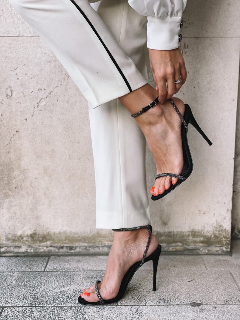 To so najlepše sandale tega poletja - Moda - Cosmopolitan Slovenija