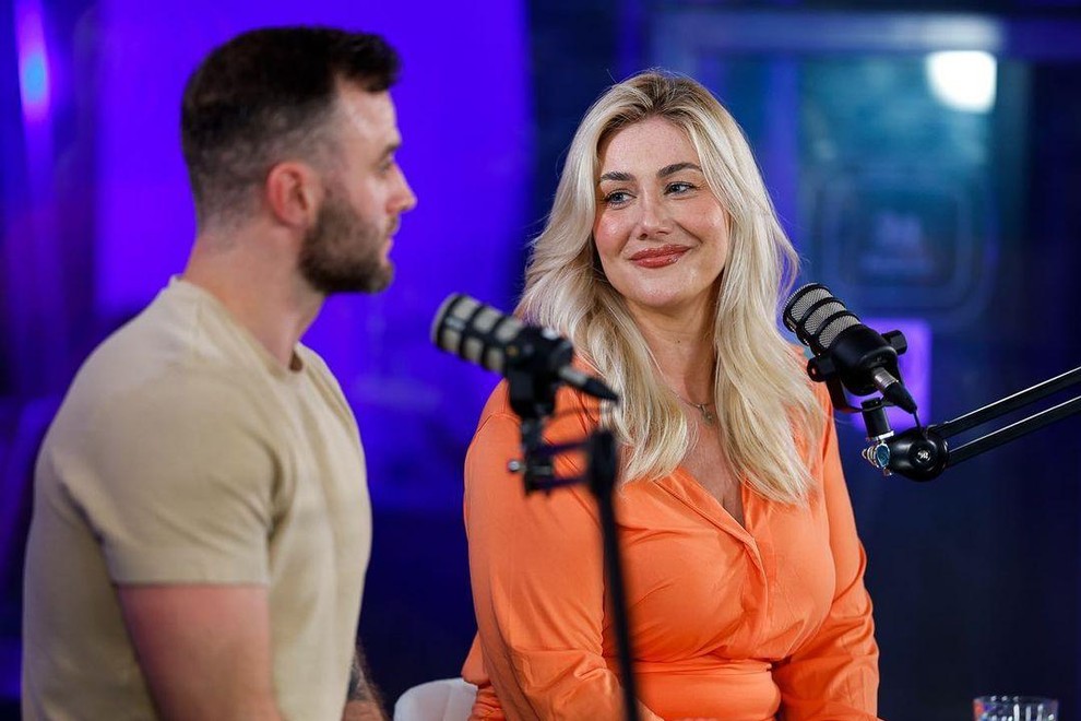 Indira Ekić sporočila, da sta z Maticem ... ja, zaupala nam je vse podrobnosti! (FOTO) - Zvezde ...