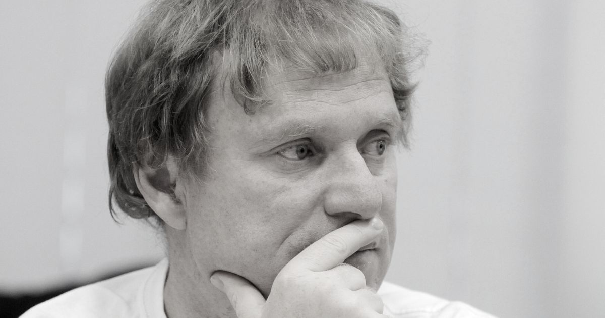 Umrl je legendarni radijski voditelj Sašo Hribar - tako so se poslovili ...