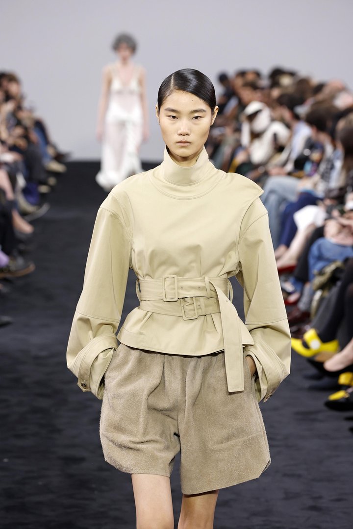 To je največji trend iz tedna mode v New Yorku, ki je osvojil modni ... To je največji trend iz tedna mode v New Yorku, ki je osvojil modni ...