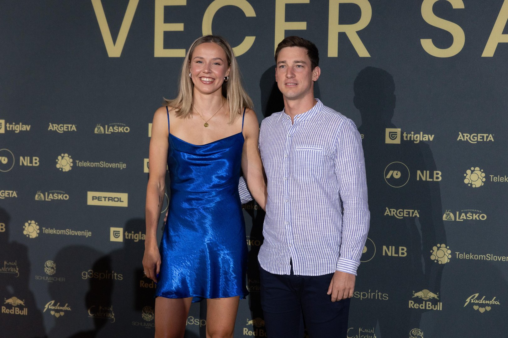 Prerojena Anamarija Lampič: Na svečanem dogodku navdušila z mini obleko ...