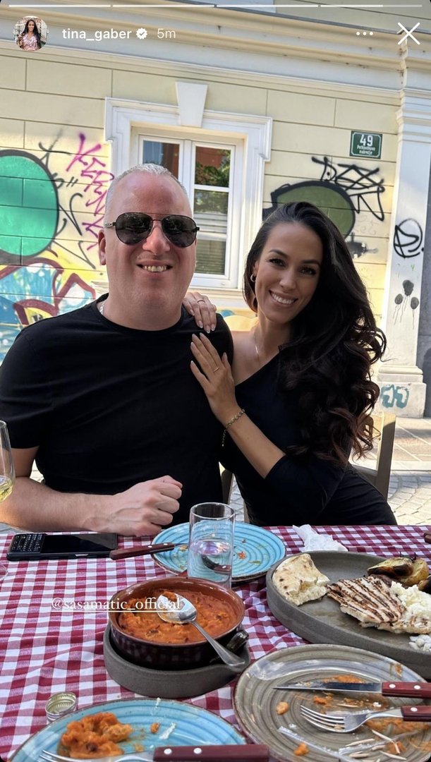 FOTO: Opala! Tina Gaber ujeta v objemu TE znane osebe (in ne, ne ...