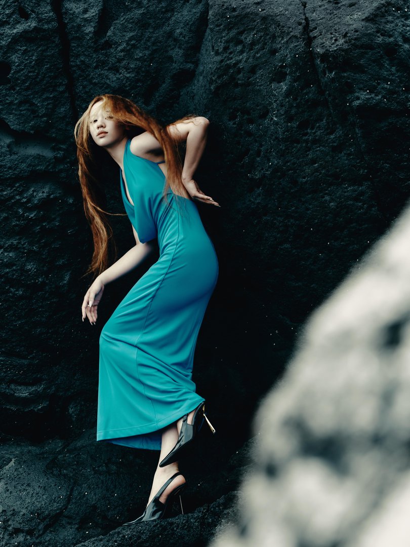 Zgodba z naslovnice: Mlada umetnica Jing Jing Han, o kateri boš še ...